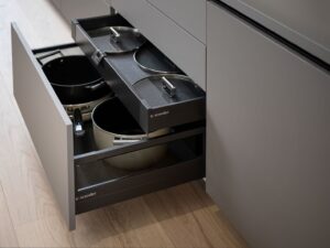 Modern nordic style & Grey galley kitchen | SCHMIDT